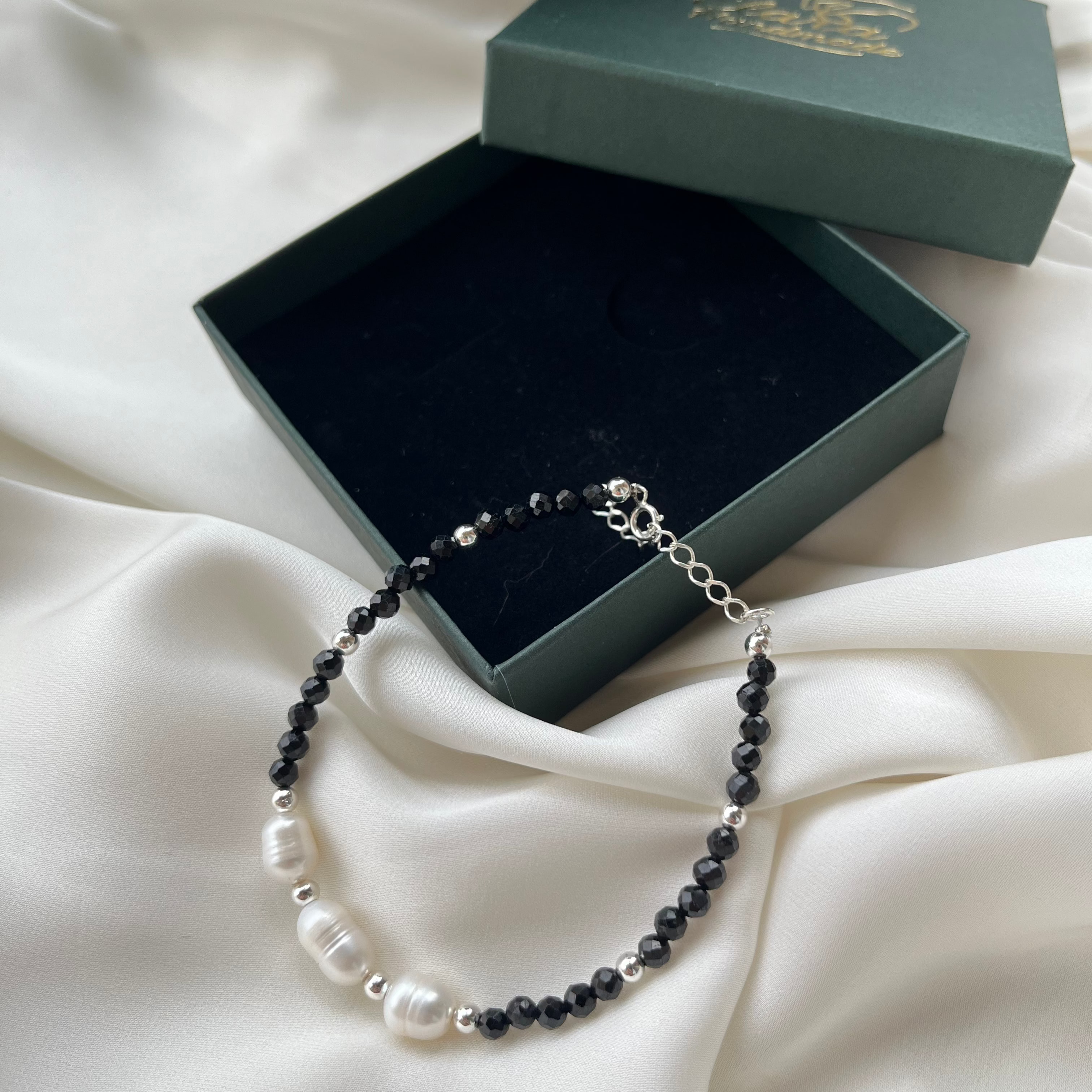 Bratara Ira – Elara Handmade
